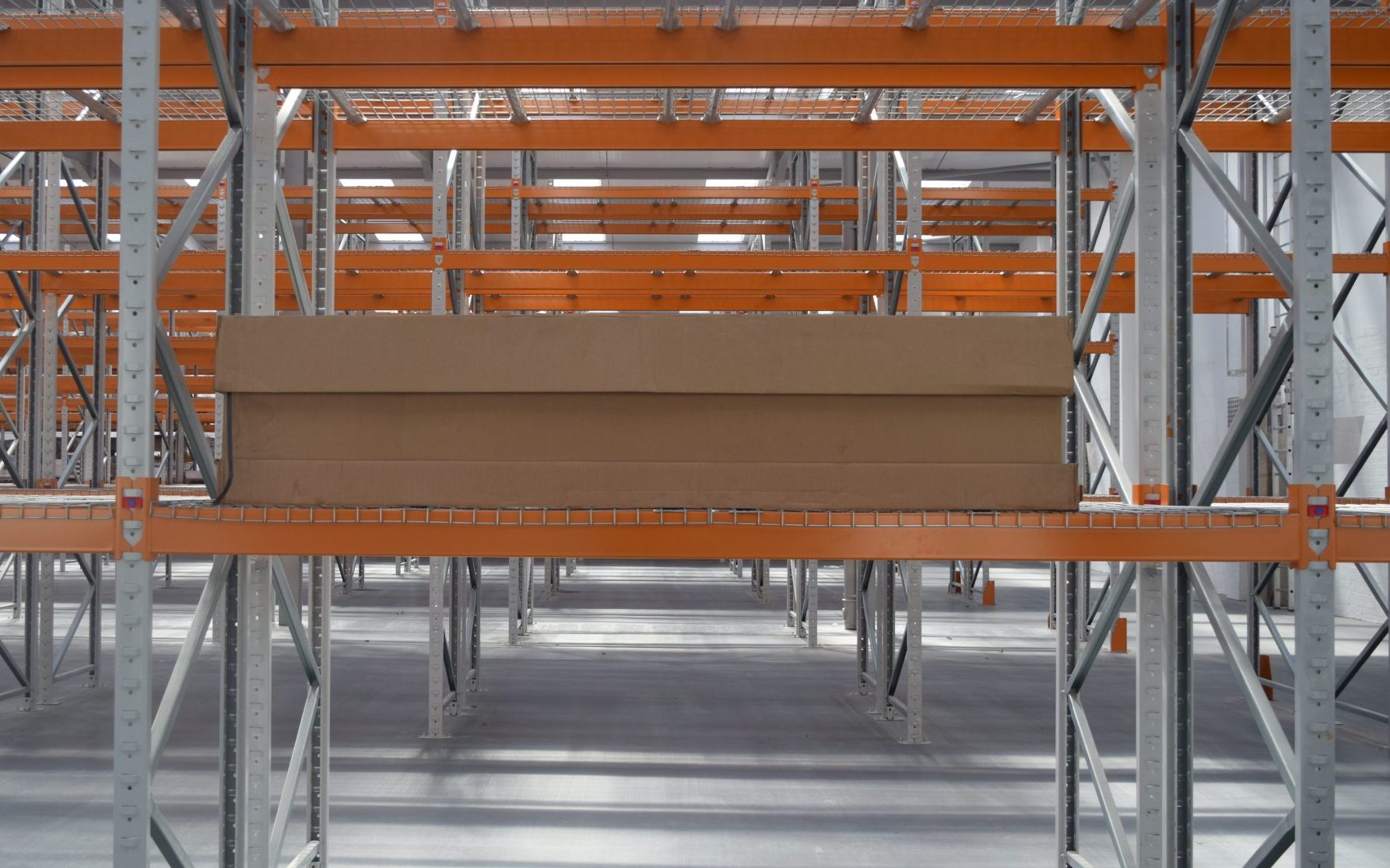 Understanding load layouts for wire decking